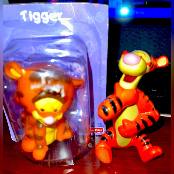 Disney | Toys | Vintage Bundle Of 2 Disney Winnie The Pooh Tiggers Nib ...